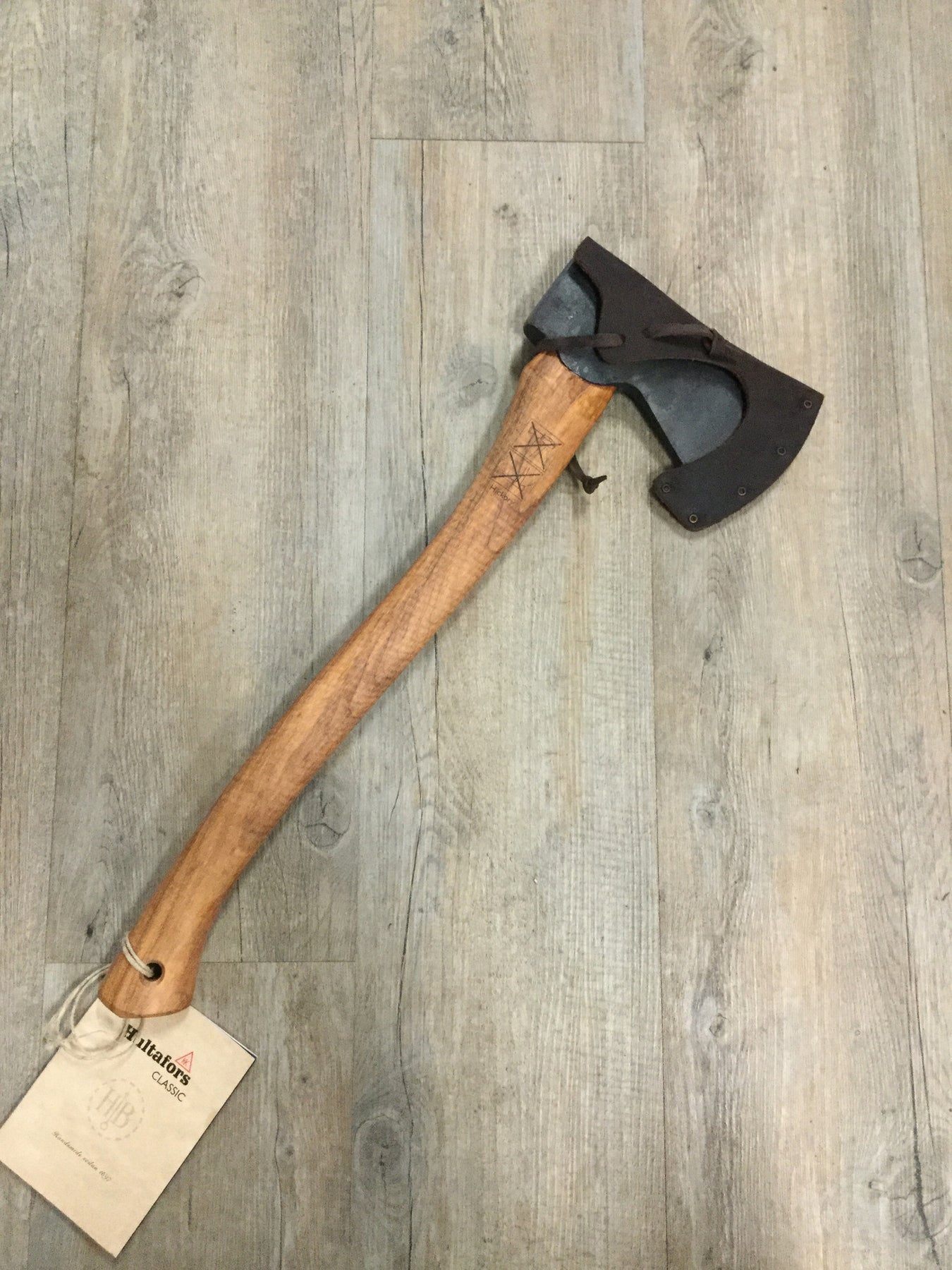 Arrow and Axe General Store – Arrow & Axe